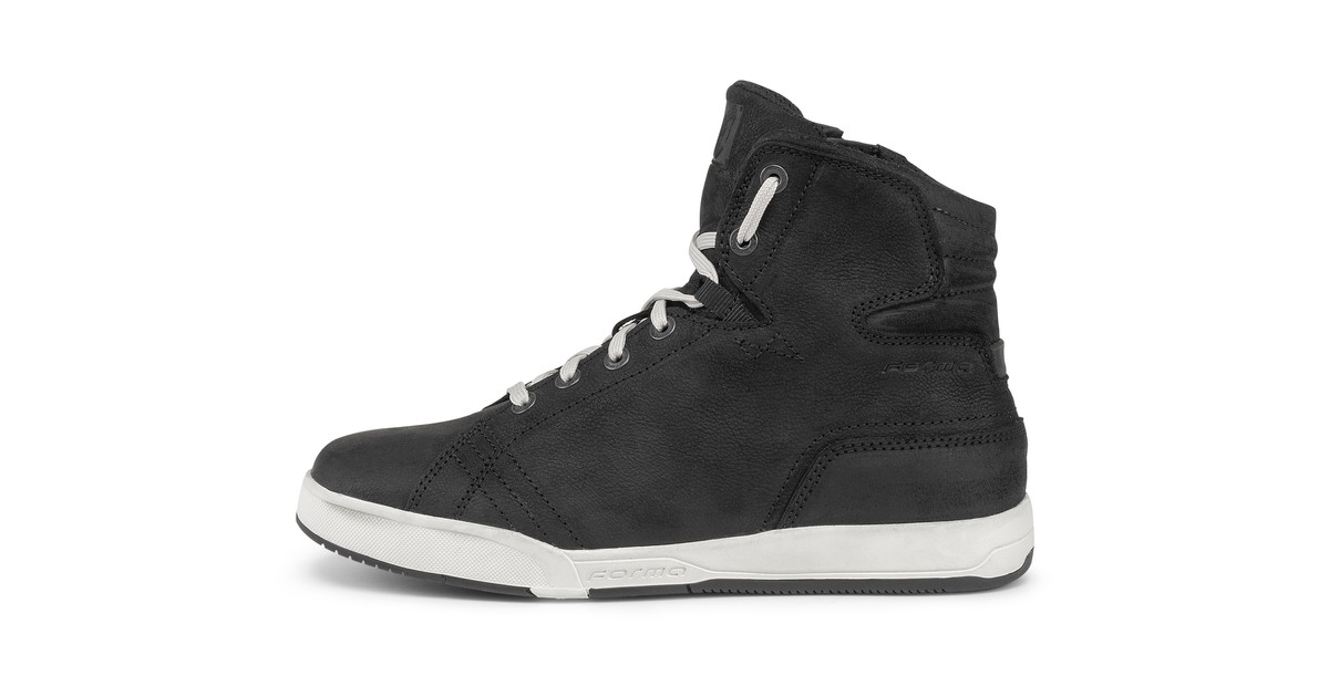 Forma Ajokenkä Swift X Fit Dry WP Musta/Valkoinen - 658-23049