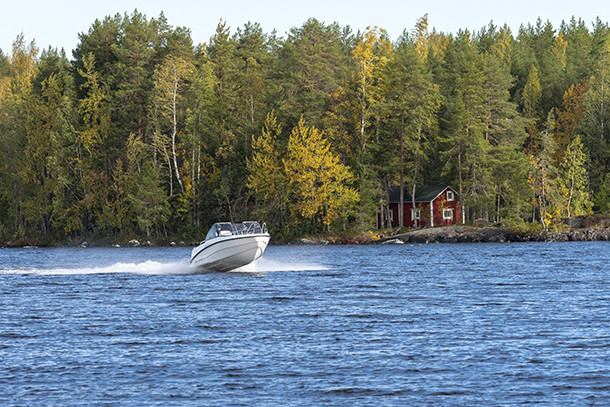 AMT 175 BR Vene Yamahan F80LB Perämoottorilla - AMT175BR2680L